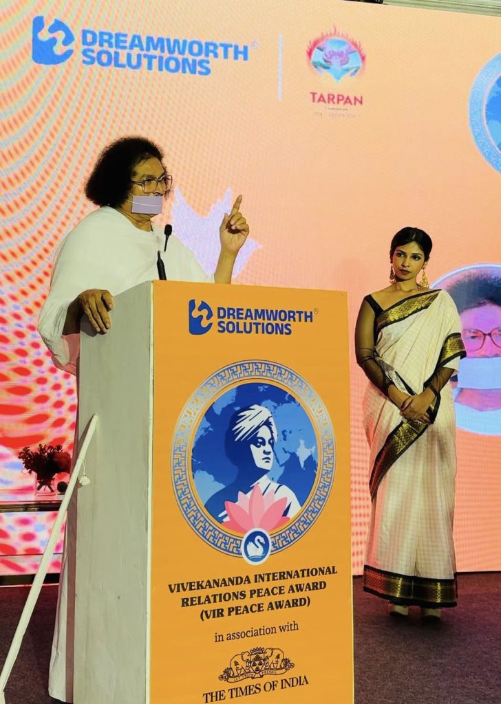 HH Jain Acharya Lokeshji was honored with the “Vivekananda ...